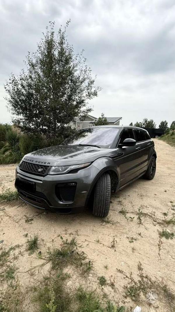 Ленд Ровер Рендж Ровер Эвок 2018 в Вильнюс на AUTOMOTO.COM.LV Серый Ленд Ровер Рендж Ровер Эвок 2018 в Вильнюс, объемом двигателя 2.00 л и пробегом 143 тыс. км за 13999 €, фото 3 на AUTOMOTO.COM.LV