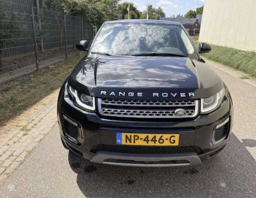 Grey Land Rover Range Rover Evoque 2018 in Panevezys, with an engine capacity of 2.00 L and mileage of 120 thousand km for 16500 €, photo 1 on AUTOMOTO.COM.LV