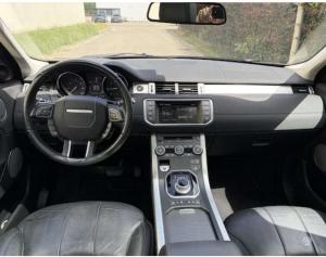 Grey Land Rover Range Rover Evoque 2018 in Panevezys, with an engine capacity of 2.00 L and mileage of 120 thousand km for 16500 €, photo 8 on AUTOMOTO.COM.LV