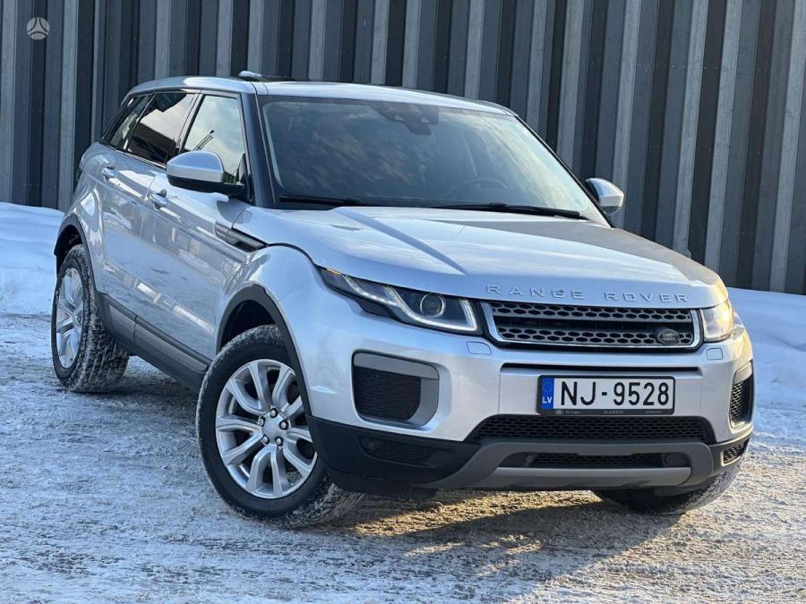 Grey Land Rover Range Rover Evoque 2019 in Siauliai, with an engine capacity of 2.00 L and mileage of 98 thousand km for 15700 €, photo 1 on AUTOMOTO.COM.LV