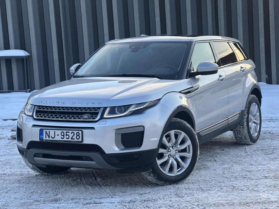 Grey Land Rover Range Rover Evoque 2019 in Siauliai, with an engine capacity of 2.00 L and mileage of 98 thousand km for 15700 €, photo 3 on AUTOMOTO.COM.LV