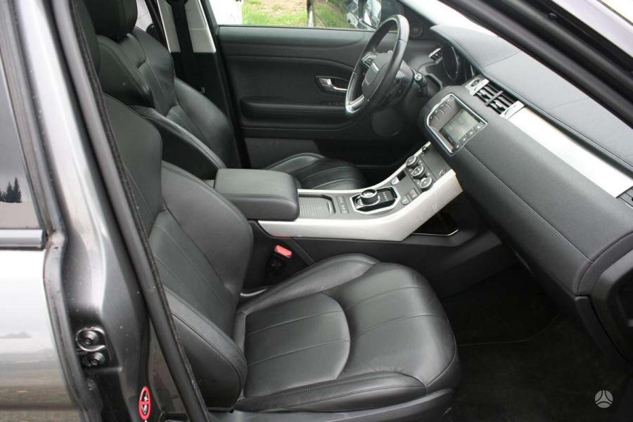 Grey Land Rover Range Rover Evoque 2019 in Kaunas, with an engine capacity of 2.00 L and mileage of 180 thousand km for 13700 €, photo 19 on AUTOMOTO.COM.LV