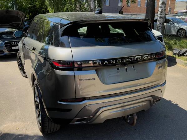 Pelēks Land Rover Range Rover Evoque 2019 Daugavpils, ar dzinēja tilpumu 2.00 L un nobraukumu 180 tūkst. km par 21500 €, foto 3 vietnē AUTOMOTO.COM.LV
