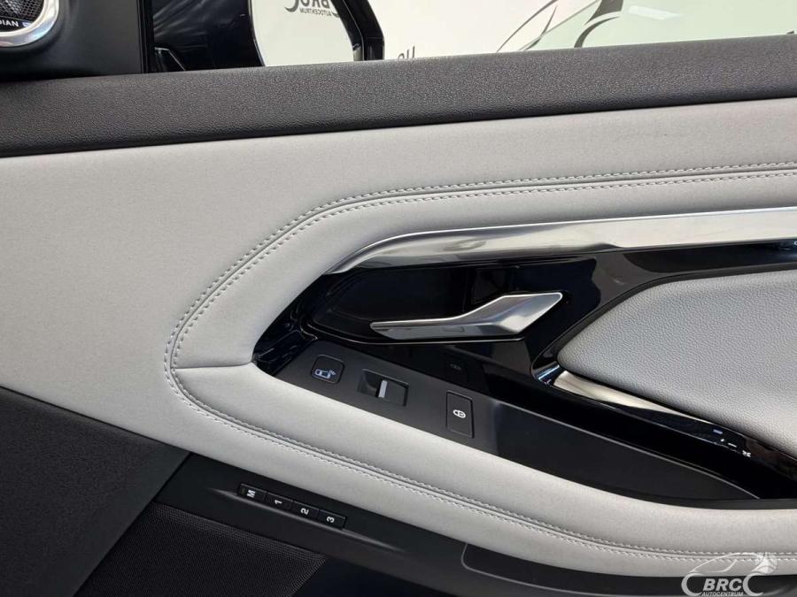 Grey Land Rover Range Rover Evoque 2019 in Vilnius, with an engine capacity of 2.00 L and mileage of 114 thousand km for 24800 €, photo 21 on AUTOMOTO.COM.LV