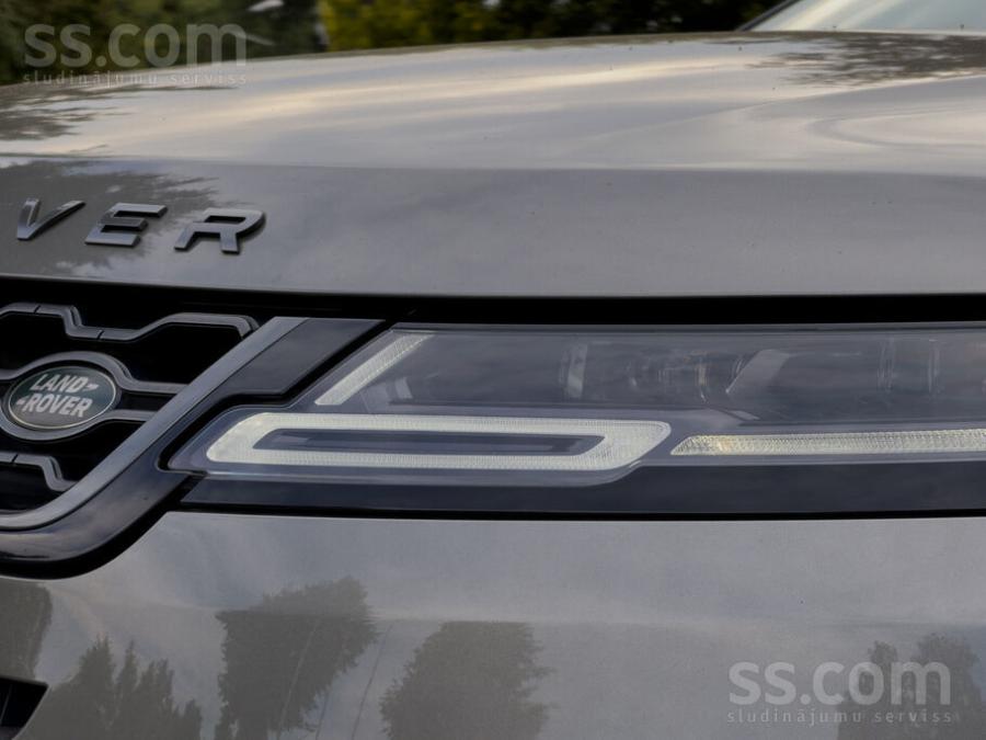 Grey Land Rover Range Rover Evoque 2019 in Daugavpils, with an engine capacity of 2.00 L and mileage of 197 thousand km for 21500 €, photo 3 on AUTOMOTO.COM.LV