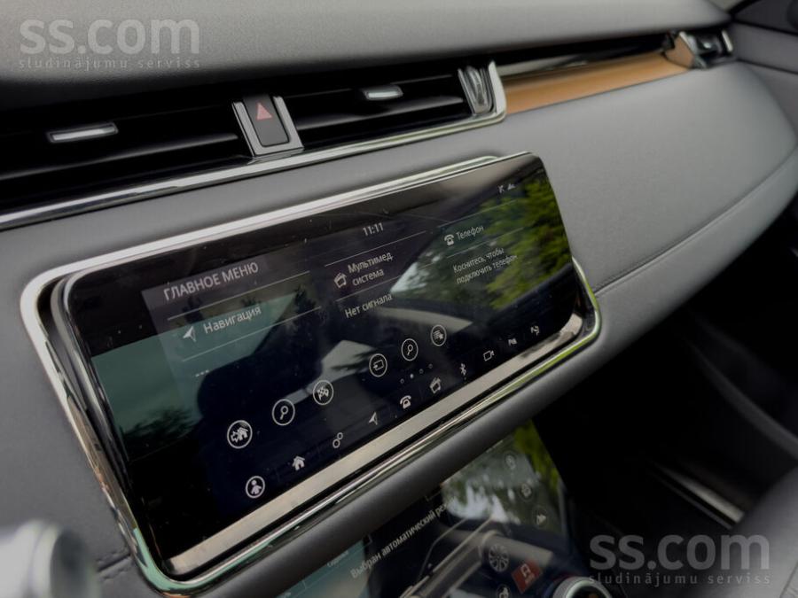Grey Land Rover Range Rover Evoque 2019 in Daugavpils, with an engine capacity of 2.00 L and mileage of 197 thousand km for 21500 €, photo 14 on AUTOMOTO.COM.LV