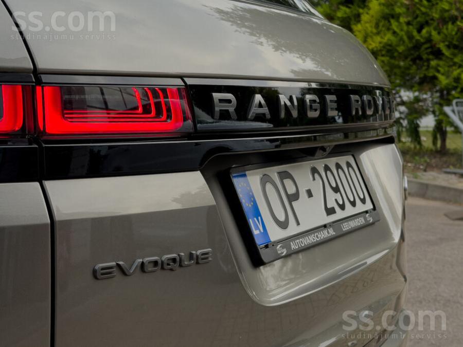 Grey Land Rover Range Rover Evoque 2019 in Daugavpils, with an engine capacity of 2.00 L and mileage of 197 thousand km for 21500 €, photo 21 on AUTOMOTO.COM.LV