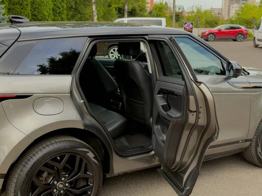 Серый Ленд Ровер Рендж Ровер Эвок 2019 в Даугавпилс, объемом двигателя 2.00 л и пробегом 197 тыс. км за 21500 €, фото 27 на AUTOMOTO.COM.LV