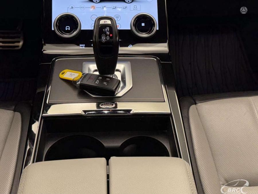 Grey Land Rover Range Rover Evoque 2019 in Vilnius, with an engine capacity of 2.00 L and mileage of 114 thousand km for 23500 €, photo 20 on AUTOMOTO.COM.LV