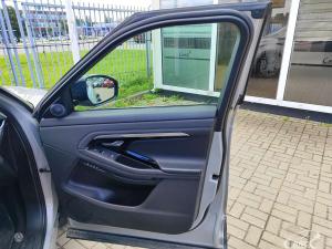 Grey Land Rover Range Rover Evoque 2019 in Klaipeda, with an engine capacity of 2.00 L and mileage of 141 thousand km for 20500 €, photo 8 on AUTOMOTO.COM.LV