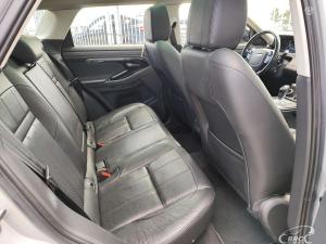 Grey Land Rover Range Rover Evoque 2019 in Klaipeda, with an engine capacity of 2.00 L and mileage of 141 thousand km for 20500 €, photo 13 on AUTOMOTO.COM.LV