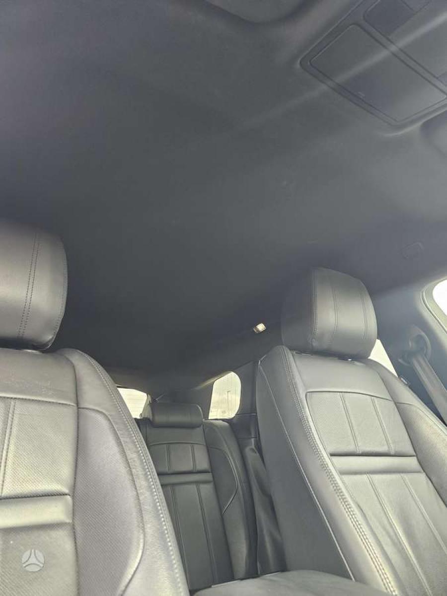 Grey Land Rover Range Rover Evoque 2019 in Taurage, with an engine capacity of 2.00 L and mileage of 238 thousand km for 15200 €, photo 13 on AUTOMOTO.COM.LV