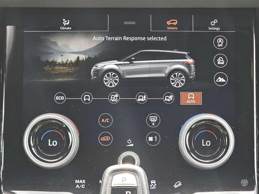 Grey Land Rover Range Rover Evoque 2019 in Taurage, with an engine capacity of 2.00 L and mileage of 238 thousand km for 15200 €, photo 23 on AUTOMOTO.COM.LV
