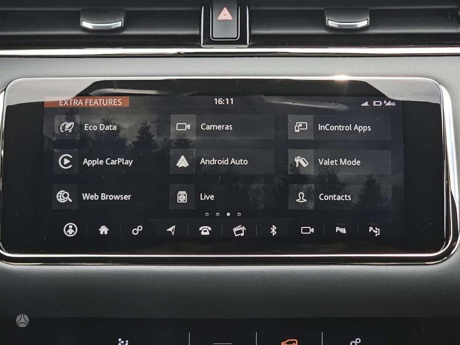 Grey Land Rover Range Rover Evoque 2019 in Taurage, with an engine capacity of 2.00 L and mileage of 238 thousand km for 15200 €, photo 25 on AUTOMOTO.COM.LV