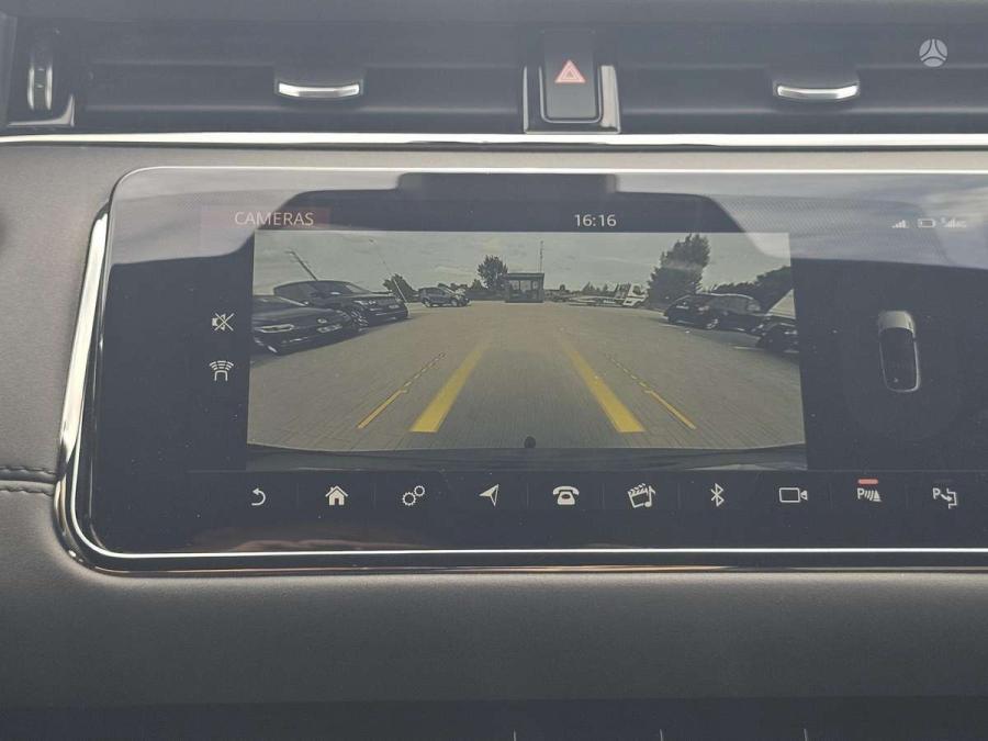 Grey Land Rover Range Rover Evoque 2019 in Taurage, with an engine capacity of 2.00 L and mileage of 238 thousand km for 15200 €, photo 29 on AUTOMOTO.COM.LV