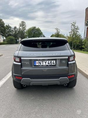 Pelēks Land Rover Range Rover Evoque 2019 Viļņa, ar dzinēja tilpumu 2.00 L un nobraukumu 130 tūkst. km par 16750 €, foto 5 vietnē AUTOMOTO.COM.LV