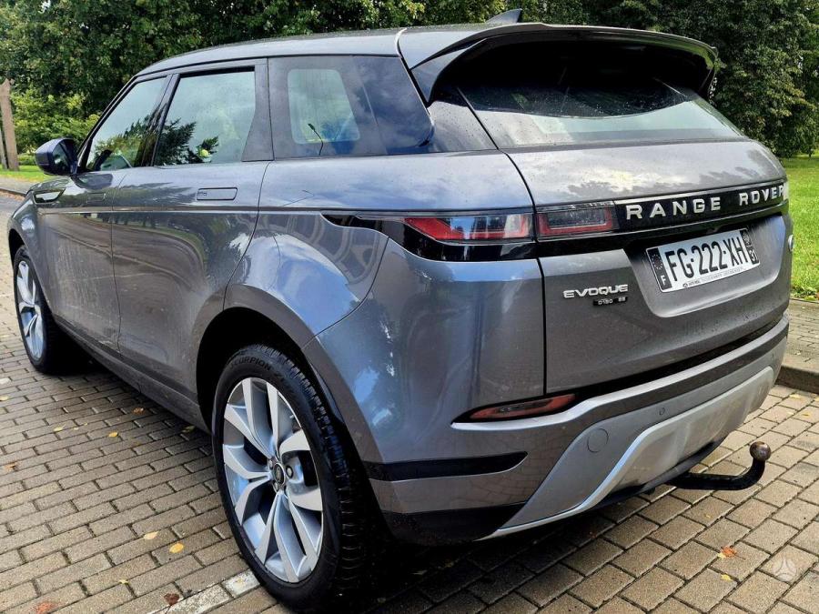 Grey Land Rover Range Rover Evoque 2019 in Taurage, with an engine capacity of 2.00 L and mileage of 157 thousand km for 16900 €, photo 6 on AUTOMOTO.COM.LV