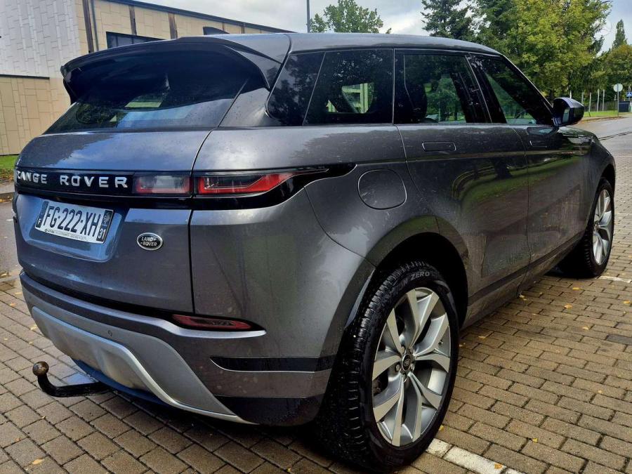 Grey Land Rover Range Rover Evoque 2019 in Taurage, with an engine capacity of 2.00 L and mileage of 157 thousand km for 16900 €, photo 8 on AUTOMOTO.COM.LV