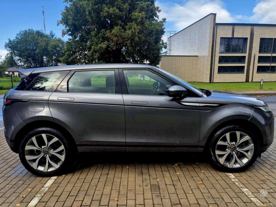 Grey Land Rover Range Rover Evoque 2019 in Taurage, with an engine capacity of 2.00 L and mileage of 157 thousand km for 16900 €, photo 9 on AUTOMOTO.COM.LV