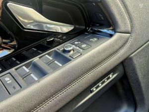 Grey Land Rover Range Rover Evoque 2019 in Taurage, with an engine capacity of 2.00 L and mileage of 157 thousand km for 16900 €, photo 27 on AUTOMOTO.COM.LV
