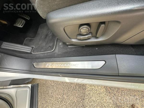 Land Rover Range Rover Evoque 2019 Rīga vietnē Pelēks Land Rover Range Rover Evoque 2019 Rīga, ar dzinēja tilpumu 2.00 L un nobraukumu 181 tūkst. km par 24777 €, foto 11 vietnē AUTOMOTO.COM.LV