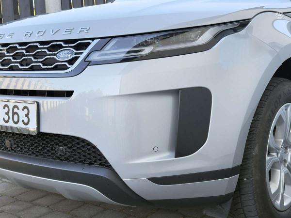 Pelēks Land Rover Range Rover Evoque 2020 Klaipėda, ar dzinēja tilpumu 2.00 L un nobraukumu 79 tūkst. km par 30500 €, foto 4 vietnē AUTOMOTO.COM.LV