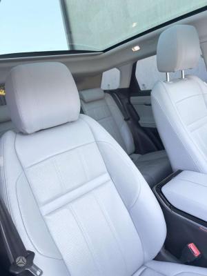 Pelēks Land Rover Range Rover Evoque 2020 Klaipėda, ar dzinēja tilpumu 2.00 L un nobraukumu 79 tūkst. km par 30500 €, foto 9 vietnē AUTOMOTO.COM.LV