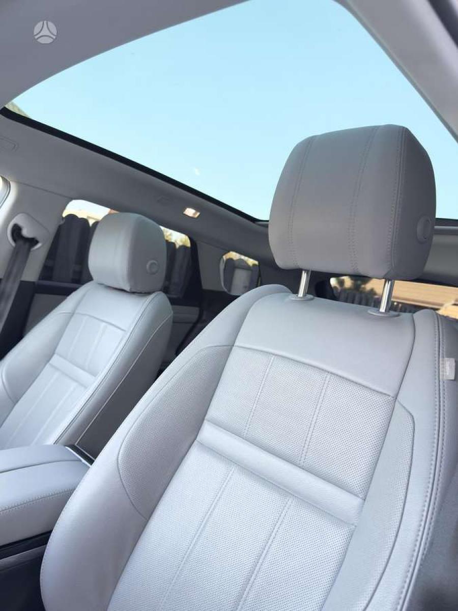 Pelēks Land Rover Range Rover Evoque 2020 Klaipėda, ar dzinēja tilpumu 2.00 L un nobraukumu 79 tūkst. km par 30500 €, foto 16 vietnē AUTOMOTO.COM.LV