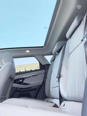 Pelēks Land Rover Range Rover Evoque 2020 Klaipėda, ar dzinēja tilpumu 2.00 L un nobraukumu 79 tūkst. km par 30500 €, foto 21 vietnē AUTOMOTO.COM.LV