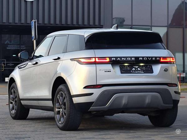 Pelēks Land Rover Range Rover Evoque 2020 Šauļi, ar dzinēja tilpumu 2.00 L un nobraukumu 107 tūkst. km par 17350 €, foto 5 vietnē AUTOMOTO.COM.LV