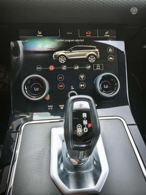Pelēks Land Rover Range Rover Evoque 2020 Kauņa, ar dzinēja tilpumu 2.00 L un nobraukumu 83 tūkst. km par 18750 €, foto 7 vietnē AUTOMOTO.COM.LV