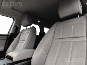 Pelēks Land Rover Range Rover Evoque 2020 Rīga, ar dzinēja tilpumu 2.00 L un nobraukumu 139 tūkst. km par 26900 €, foto 13 vietnē AUTOMOTO.COM.LV