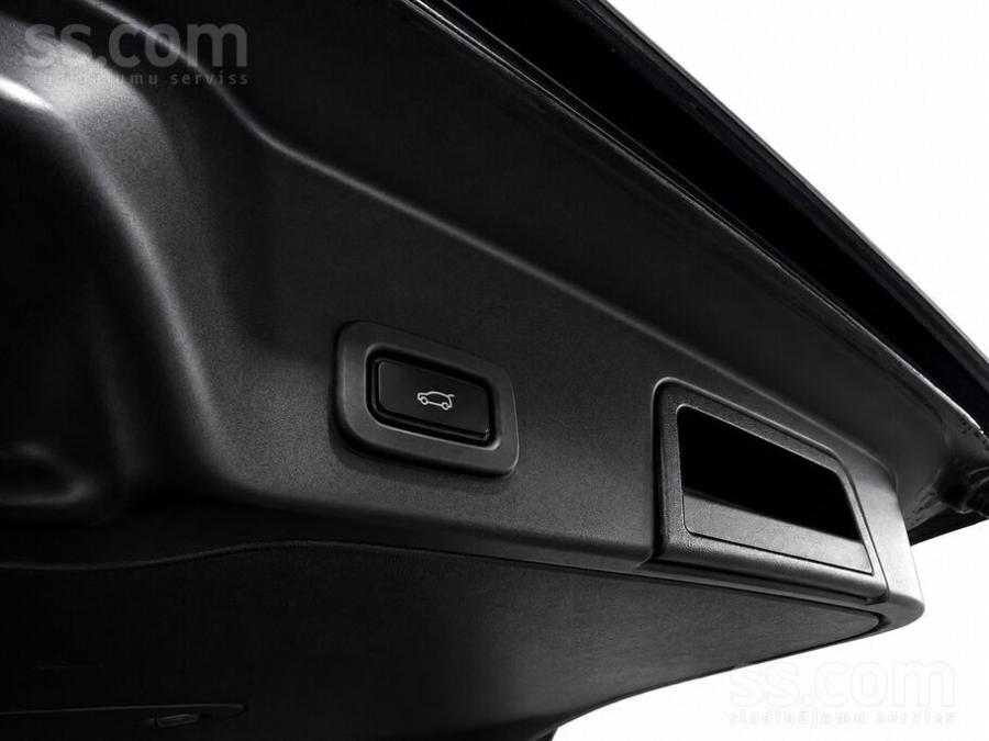 Pelēks Land Rover Range Rover Evoque 2020 Rīga, ar dzinēja tilpumu 2.00 L un nobraukumu 139 tūkst. km par 26900 €, foto 23 vietnē AUTOMOTO.COM.LV