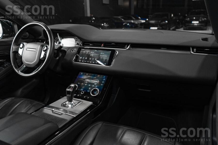 Grey Land Rover Range Rover Evoque 2020 in Riga, with an engine capacity of 2.00 L and mileage of 75 thousand km for 21600 €, photo 13 on AUTOMOTO.COM.LV