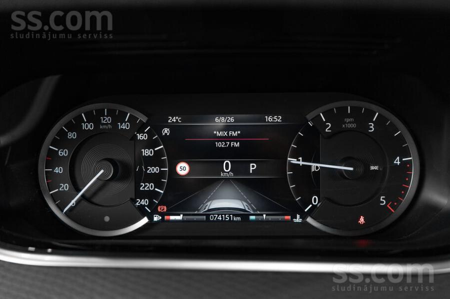 Grey Land Rover Range Rover Evoque 2020 in Riga, with an engine capacity of 2.00 L and mileage of 75 thousand km for 21600 €, photo 20 on AUTOMOTO.COM.LV