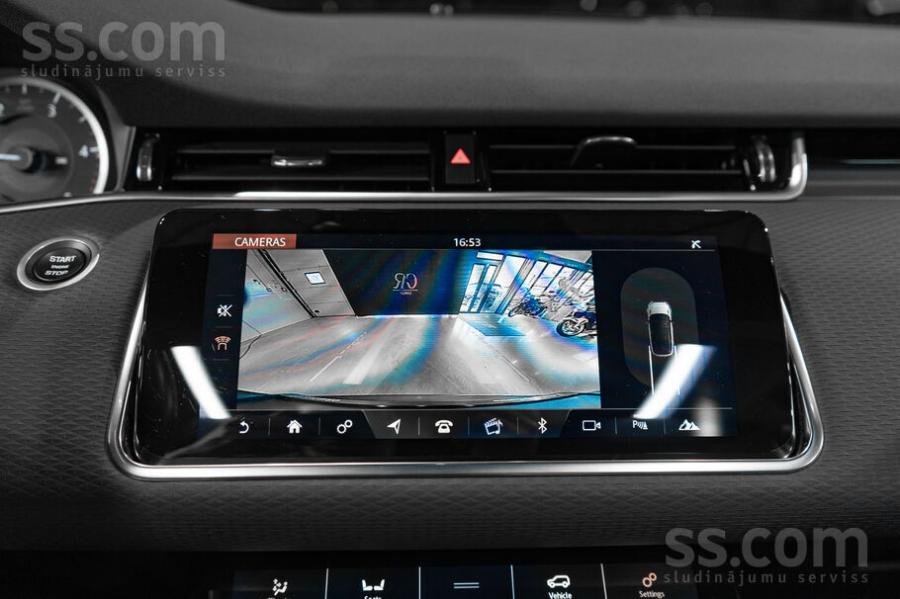 Grey Land Rover Range Rover Evoque 2020 in Riga, with an engine capacity of 2.00 L and mileage of 75 thousand km for 21600 €, photo 26 on AUTOMOTO.COM.LV