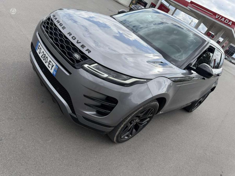 Pelēks Land Rover Range Rover Evoque 2020 Tauragė, ar dzinēja tilpumu 2.00 L un nobraukumu 0 tūkst. km par 15700 €, foto 3 vietnē AUTOMOTO.COM.LV