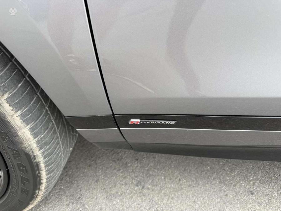 Pelēks Land Rover Range Rover Evoque 2020 Tauragė, ar dzinēja tilpumu 2.00 L un nobraukumu 0 tūkst. km par 15700 €, foto 12 vietnē AUTOMOTO.COM.LV