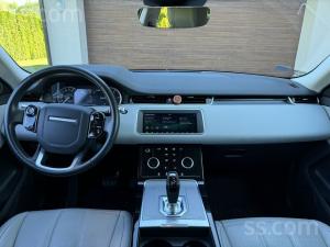 Grey Land Rover Range Rover Evoque 2020 in Ventspils, with an engine capacity of 2.00 L and mileage of 80 thousand km for 21900 €, photo 8 on AUTOMOTO.COM.LV