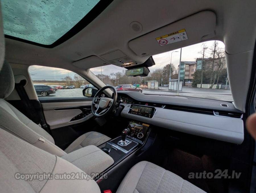 Grey Land Rover Range Rover Evoque 2021 in Tallinn, with an engine capacity of 2.00 L and mileage of 51 thousand km for 31900 €, photo 11 on AUTOMOTO.COM.LV