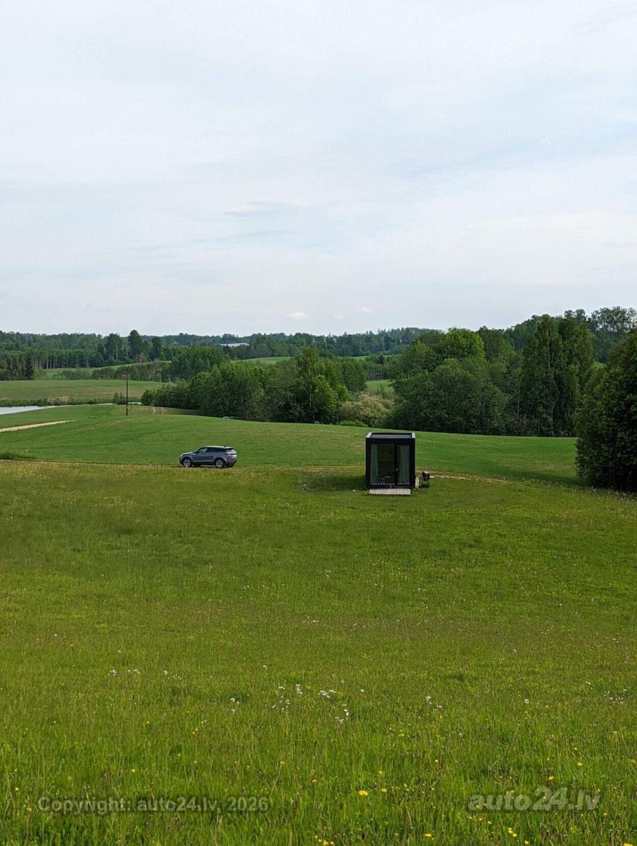 Grey Land Rover Range Rover Evoque 2021 in Tallinn, with an engine capacity of 2.00 L and mileage of 51 thousand km for 31900 €, photo 19 on AUTOMOTO.COM.LV