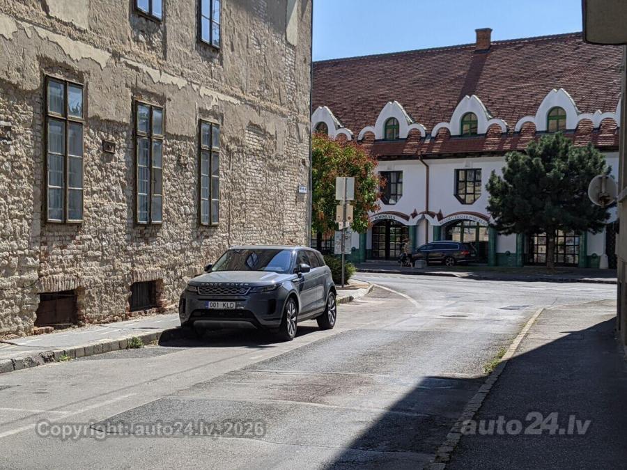 Grey Land Rover Range Rover Evoque 2021 in Tallinn, with an engine capacity of 2.00 L and mileage of 51 thousand km for 31900 €, photo 22 on AUTOMOTO.COM.LV