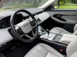 Grey Land Rover Range Rover Evoque 2021 in Vilnius, with an engine capacity of 2.00 L and mileage of 94 thousand km for 30000 €, photo 3 on AUTOMOTO.COM.LV