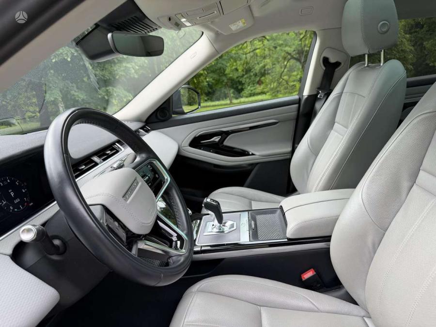 Grey Land Rover Range Rover Evoque 2021 in Vilnius, with an engine capacity of 2.00 L and mileage of 94 thousand km for 30000 €, photo 34 on AUTOMOTO.COM.LV