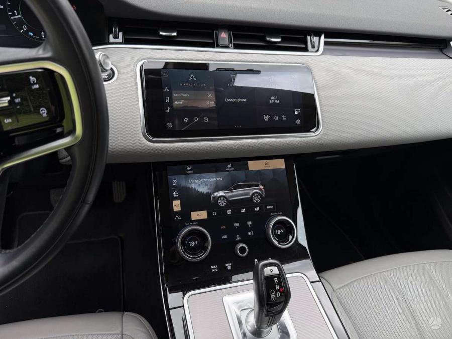Grey Land Rover Range Rover Evoque 2021 in Vilnius, with an engine capacity of 2.00 L and mileage of 94 thousand km for 30000 €, photo 36 on AUTOMOTO.COM.LV