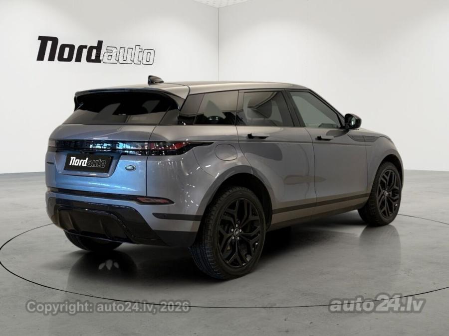 Pelēks Land Rover Range Rover Evoque 2022 Tallina, ar dzinēja tilpumu 2.00 L un nobraukumu 80 tūkst. km par 32900 €, foto 2 vietnē AUTOMOTO.COM.LV