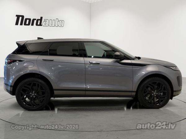 Pelēks Land Rover Range Rover Evoque 2022 Tallina, ar dzinēja tilpumu 2.00 L un nobraukumu 80 tūkst. km par 32900 €, foto 7 vietnē AUTOMOTO.COM.LV