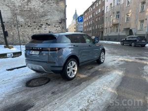 Grey Land Rover Range Rover Evoque 2022 in Riga, with an engine capacity of 2.00 L and mileage of 44 thousand km for 33000 €, photo 3 on AUTOMOTO.COM.LV