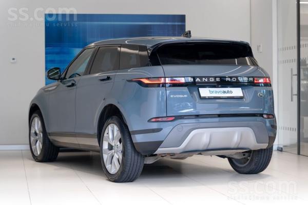 Pelēks Land Rover Range Rover Evoque 2022 Rīga, ar dzinēja tilpumu 2.00 L un nobraukumu 49 tūkst. km par 27990 €, foto 3 vietnē AUTOMOTO.COM.LV