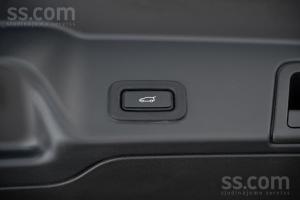 Pelēks Land Rover Range Rover Evoque 2022 Rīga, ar dzinēja tilpumu 2.00 L un nobraukumu 49 tūkst. km par 27990 €, foto 6 vietnē AUTOMOTO.COM.LV
